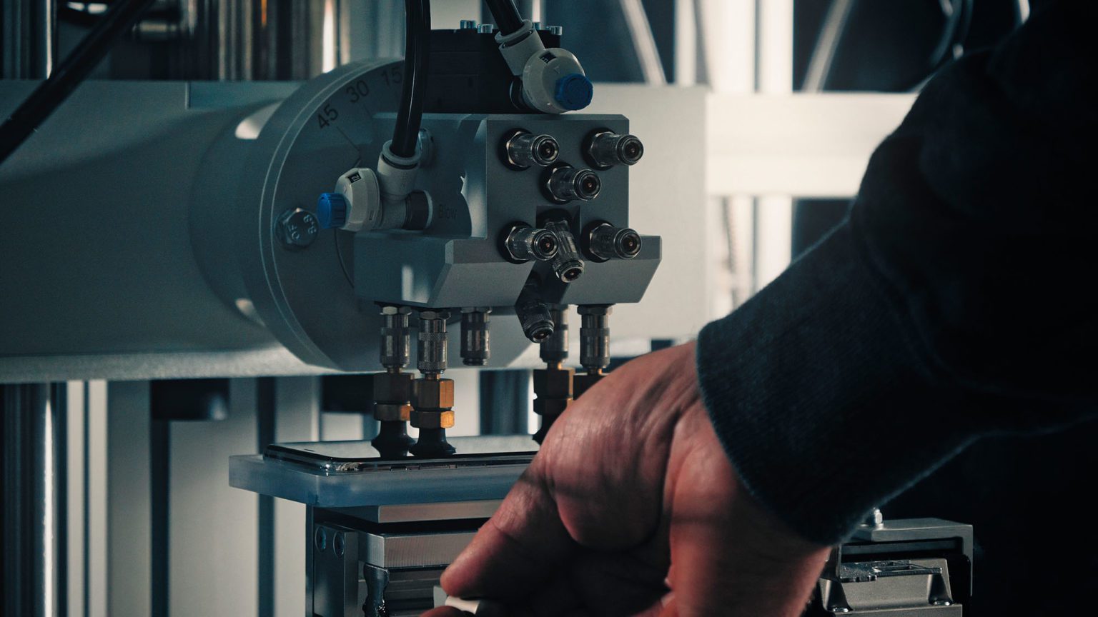 High class drop testing | Drop Tester DT2000s | Heina Ltd.